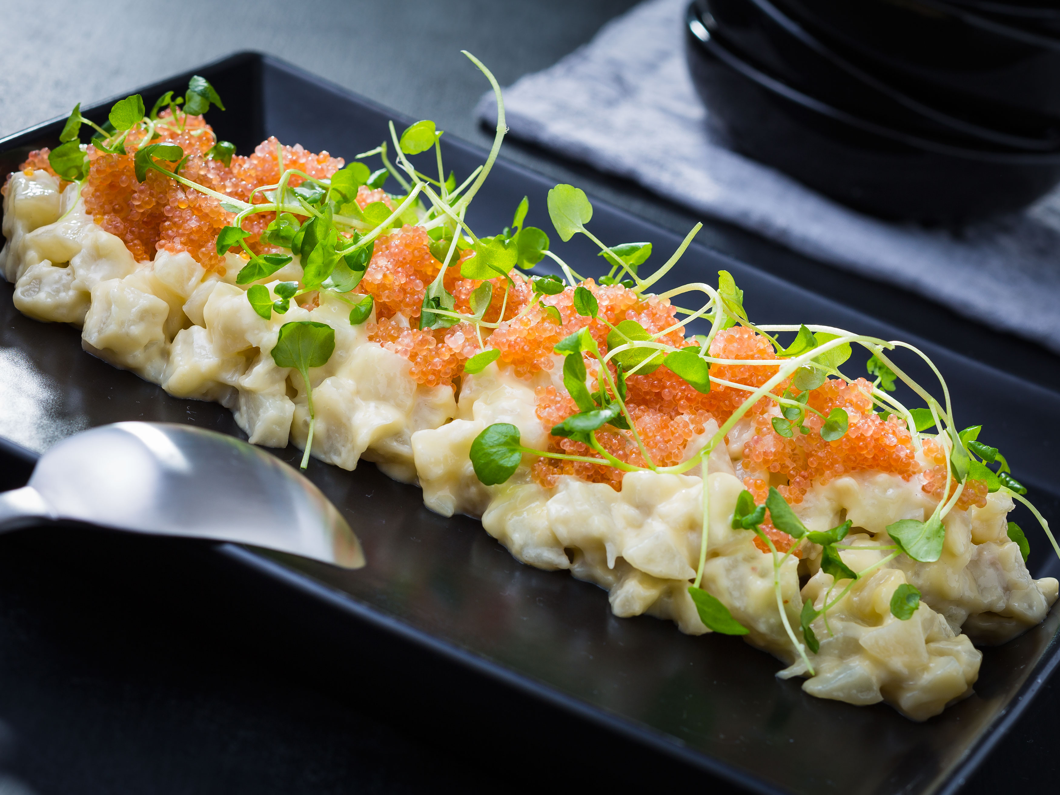 Lumpfish roe with Jerusalem artichokes in a white sauce - Royal ...