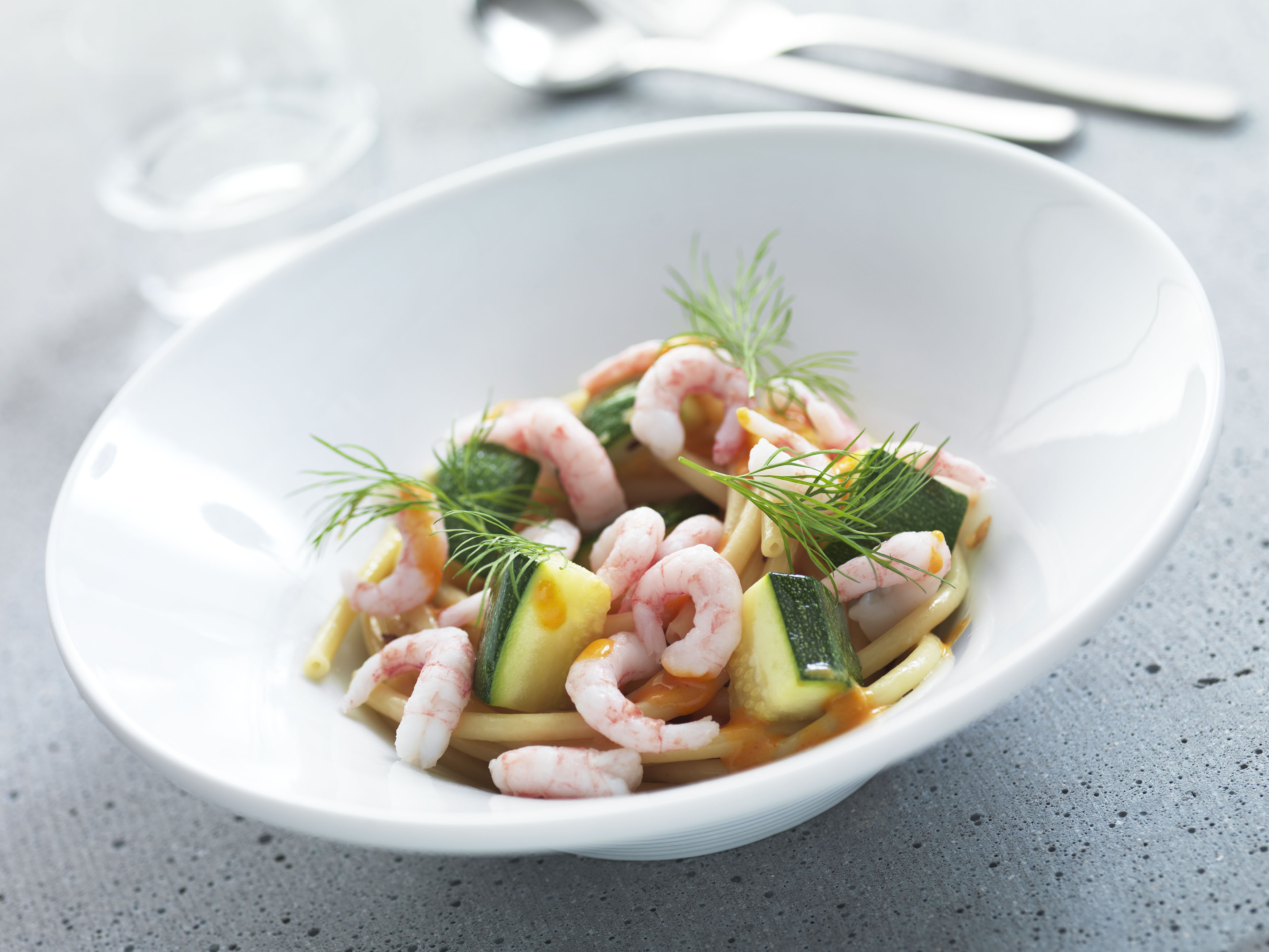 Hummersauce og lækre Kutter-Rejer med makaroni. Perfekt til børn ...